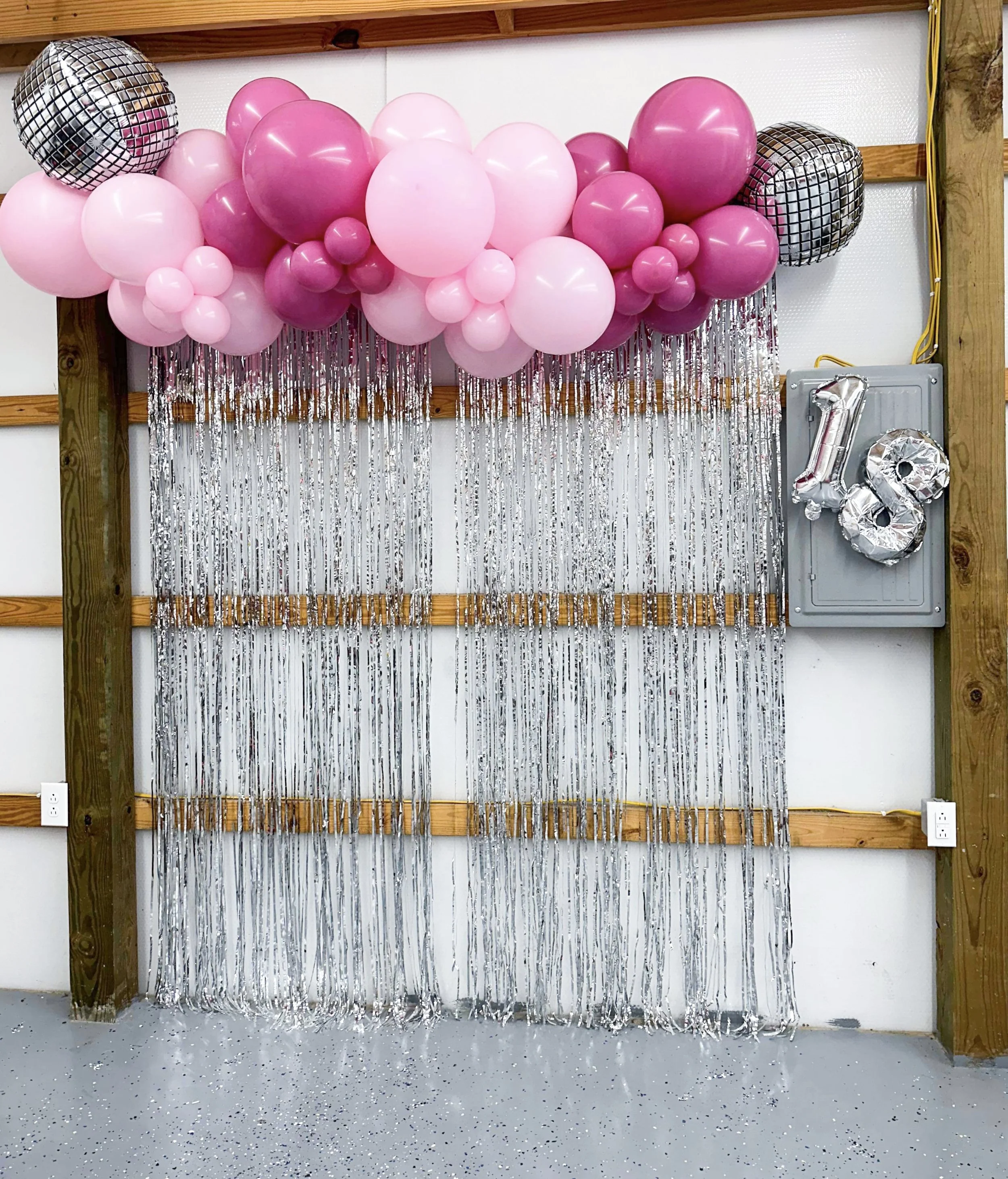 Balloon Lookbook — Love Le Party