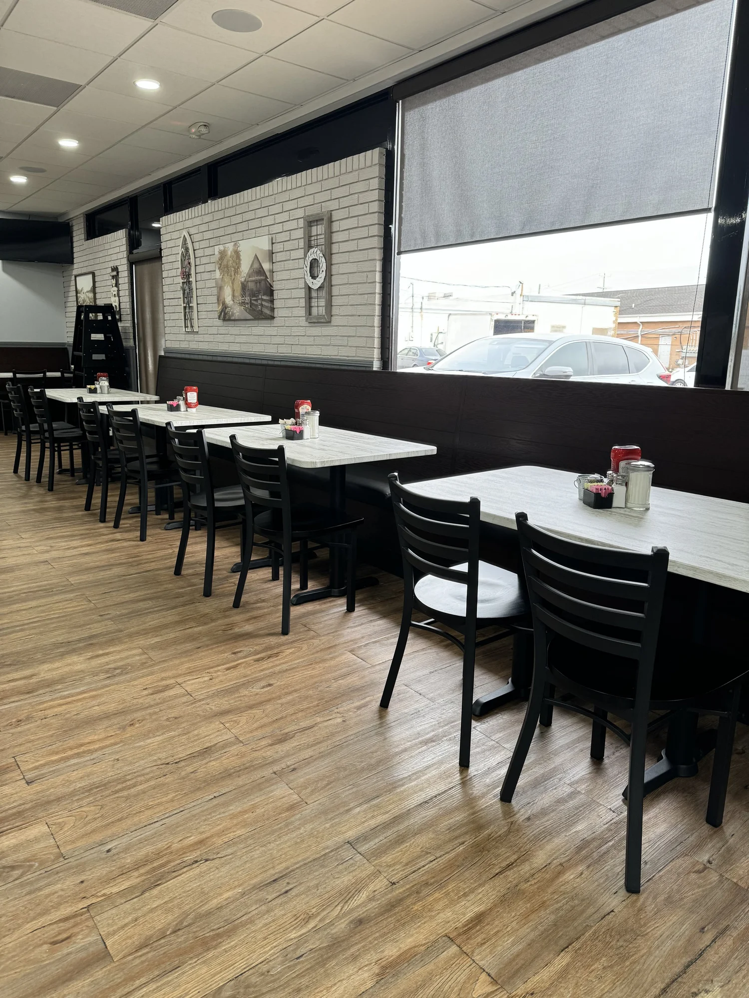 Gus' Family Restaurant