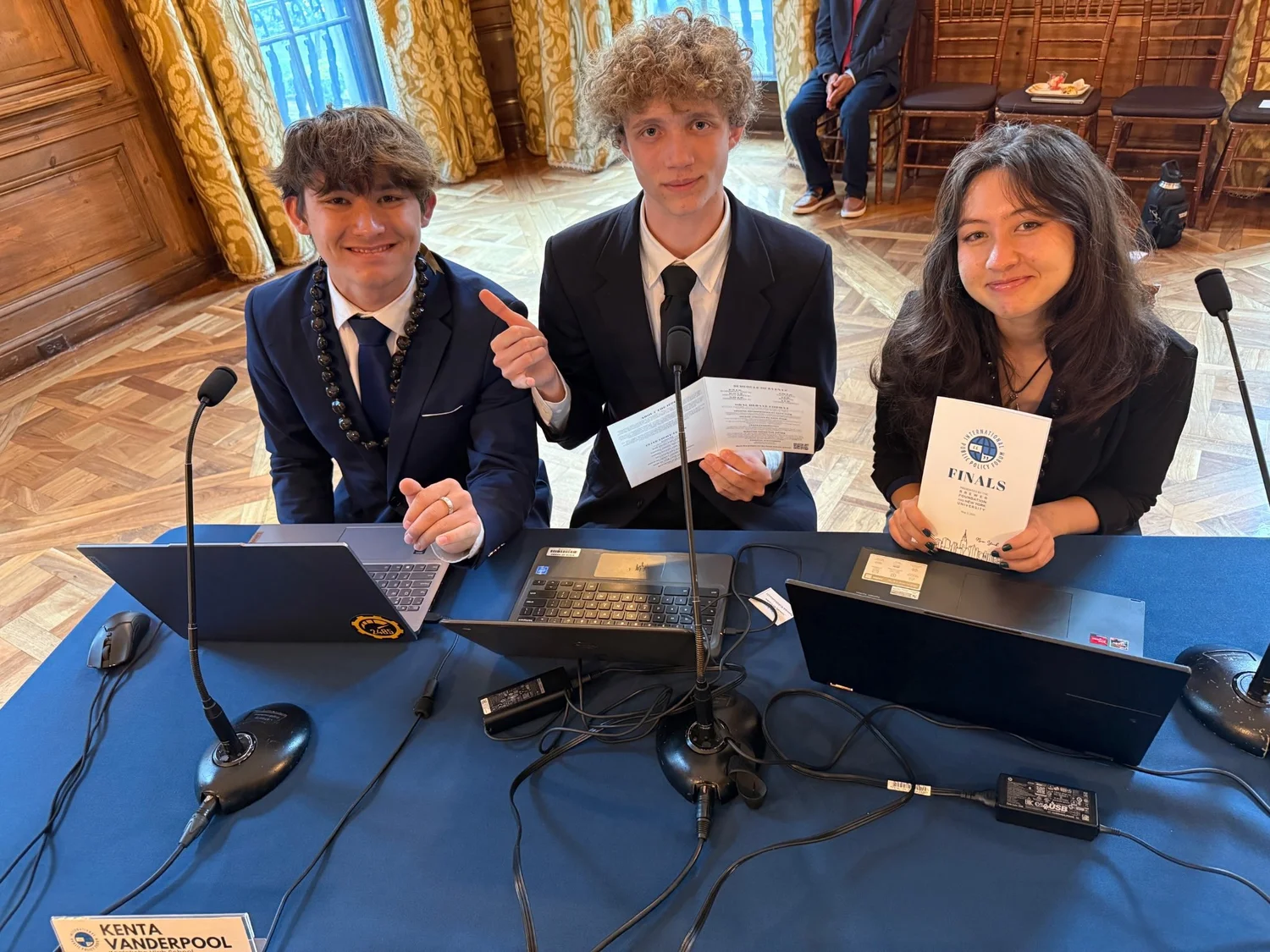 Maunakea Scholars Students Go to the International Science Fair ...