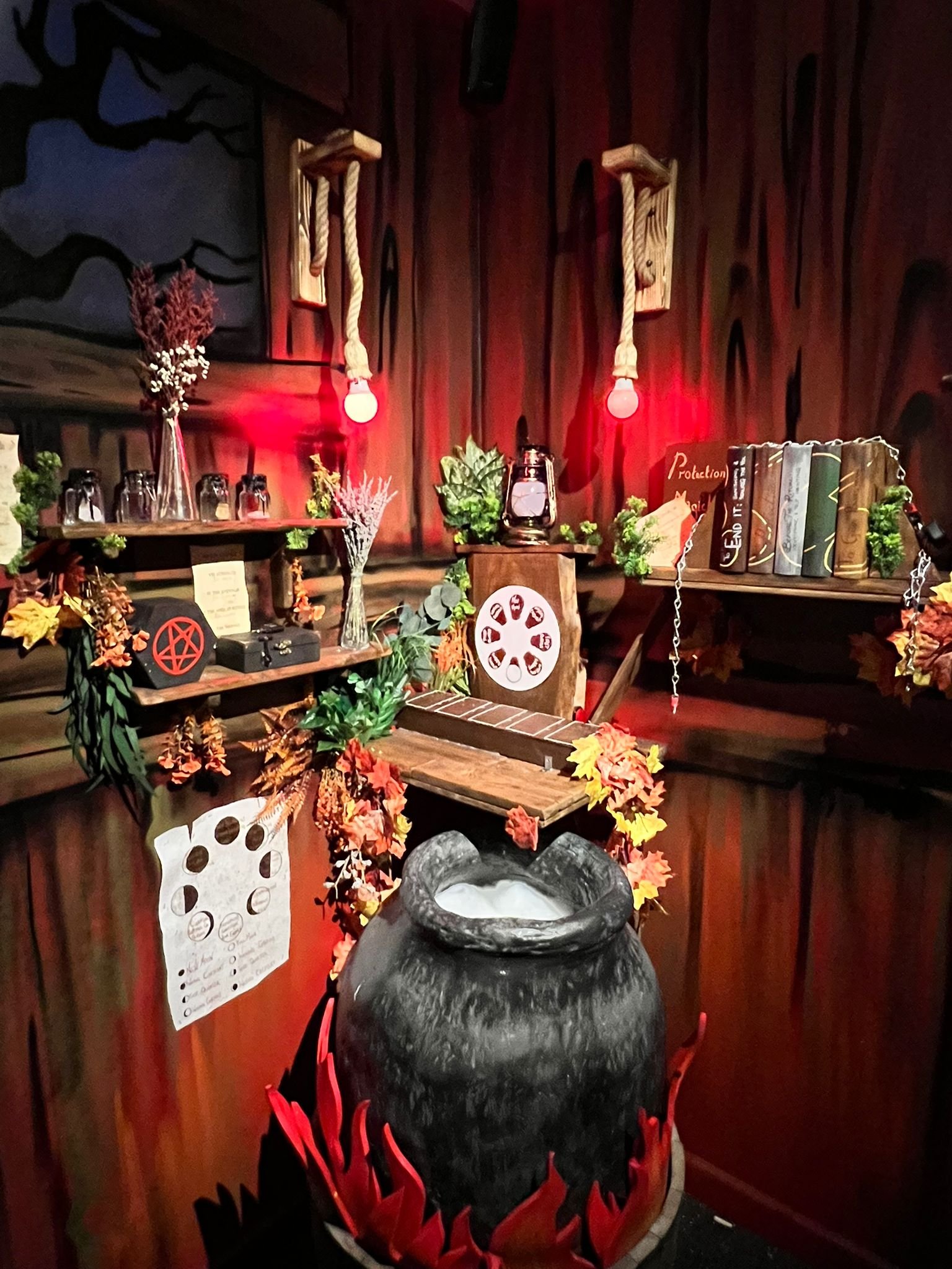 Sip & Solve | Puzzle Pods, Craft Cocktails, Escape Games