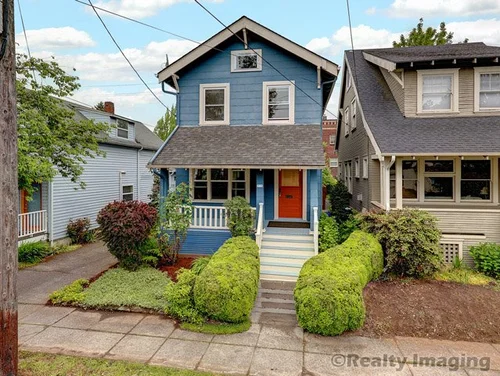 Classic Kerns Farmhouse in the City — Urban Nest Realty - Oregon ...
