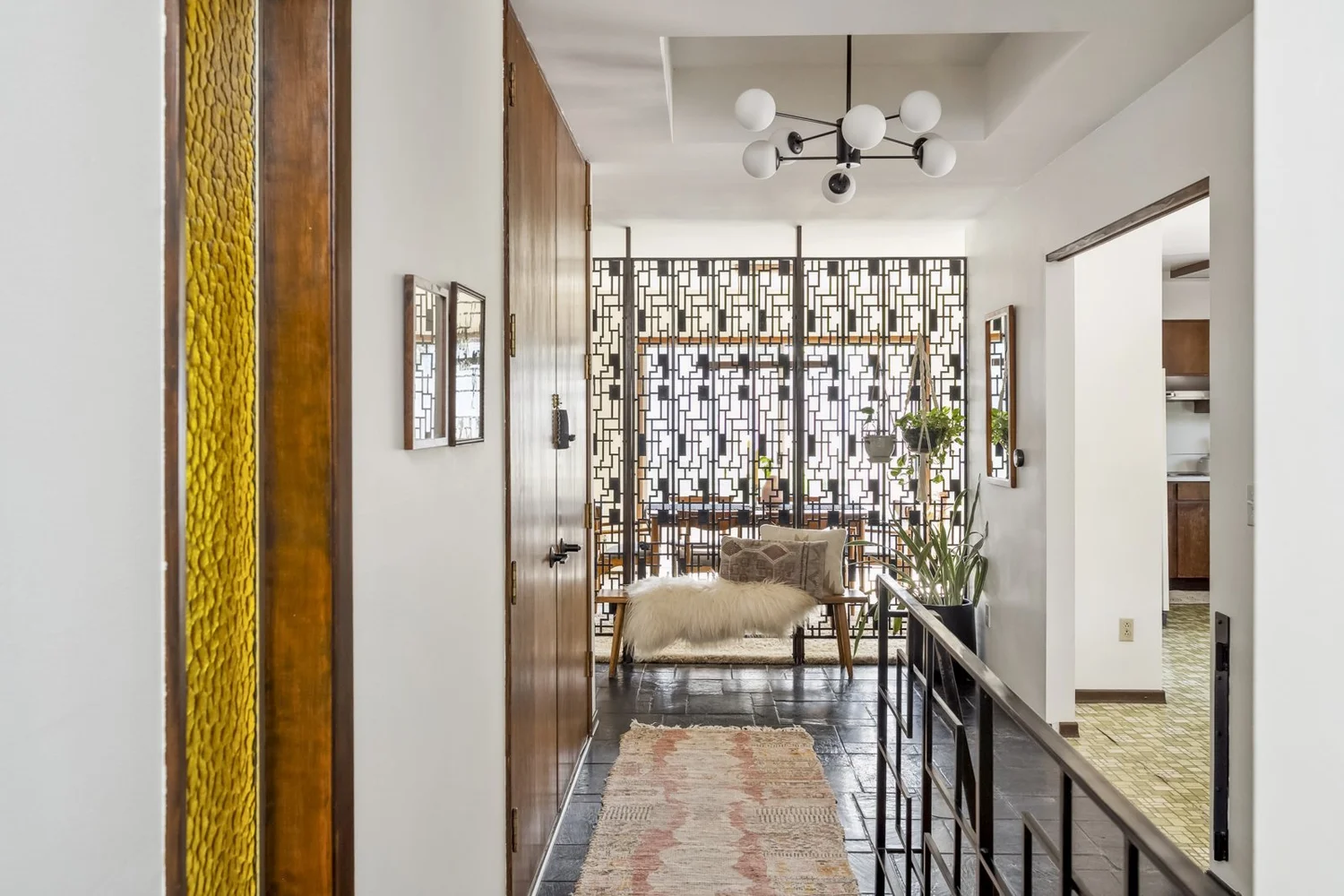 Reedwood Mid-Century Masterpiece — Urban Nest Realty - Oregon & Washington
