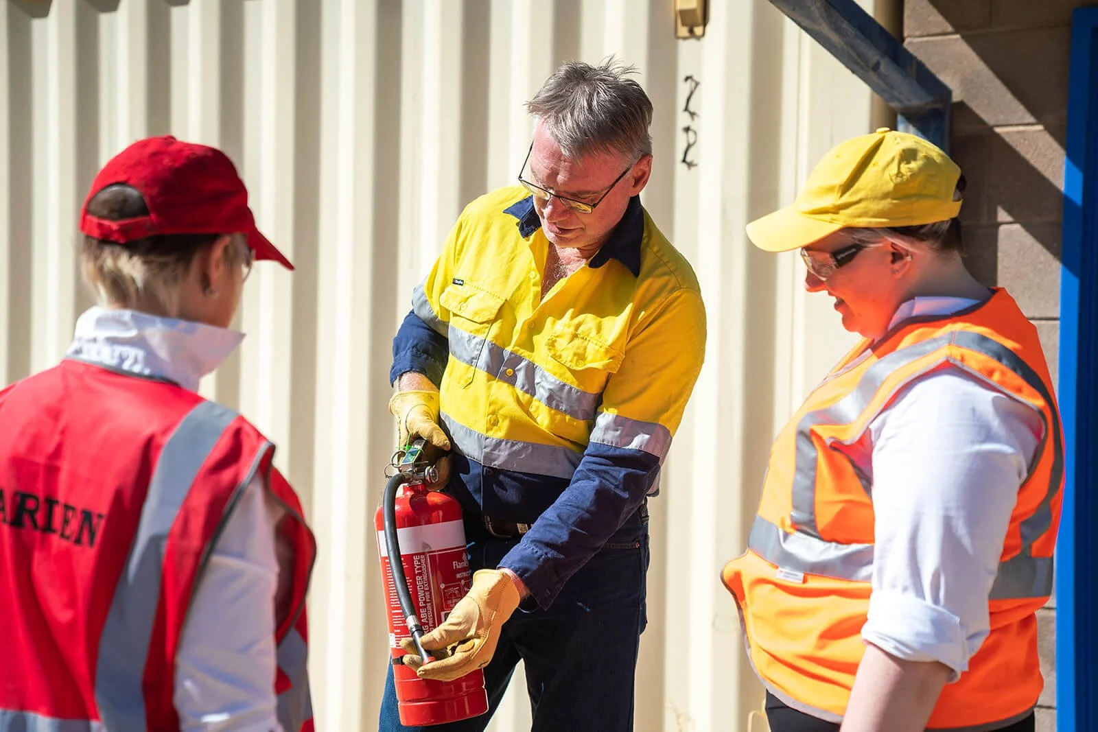 Fire Warden and Fire Extinguisher Course in Central Australia & Remote ...
