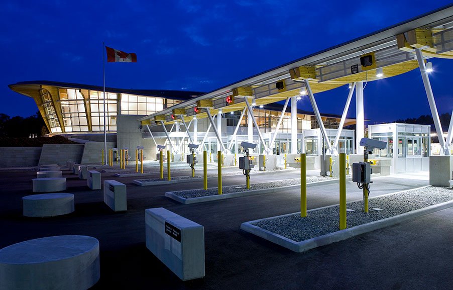 Peace Arch Border Crossing — FORMOSIS