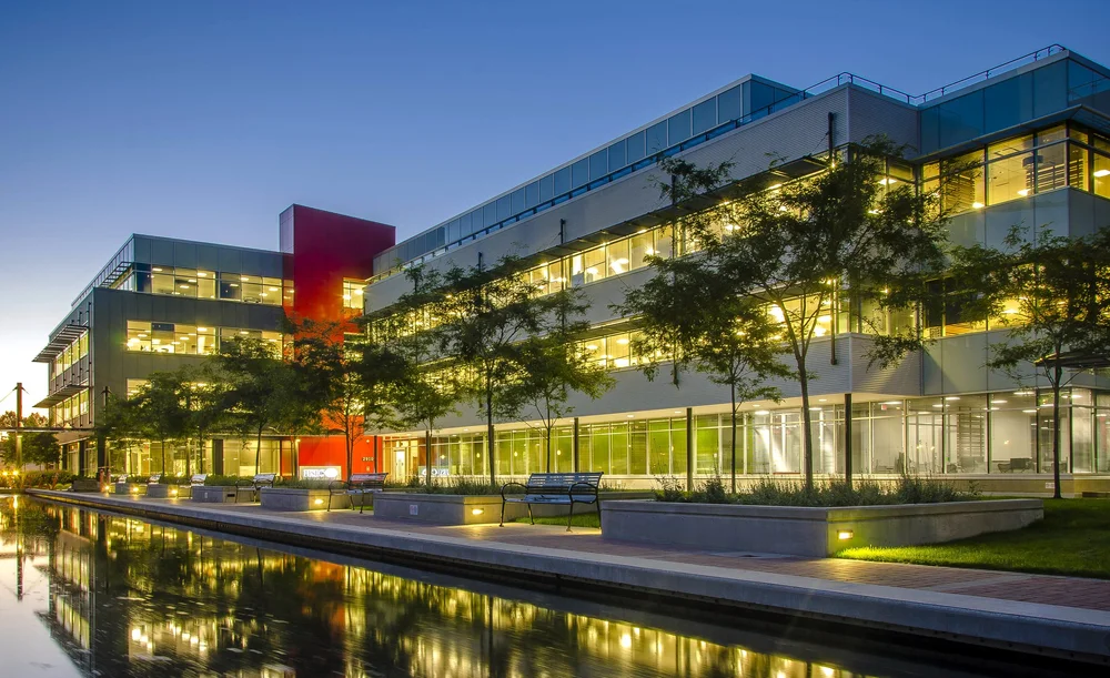 Broadway Tech Centre — FORMOSIS