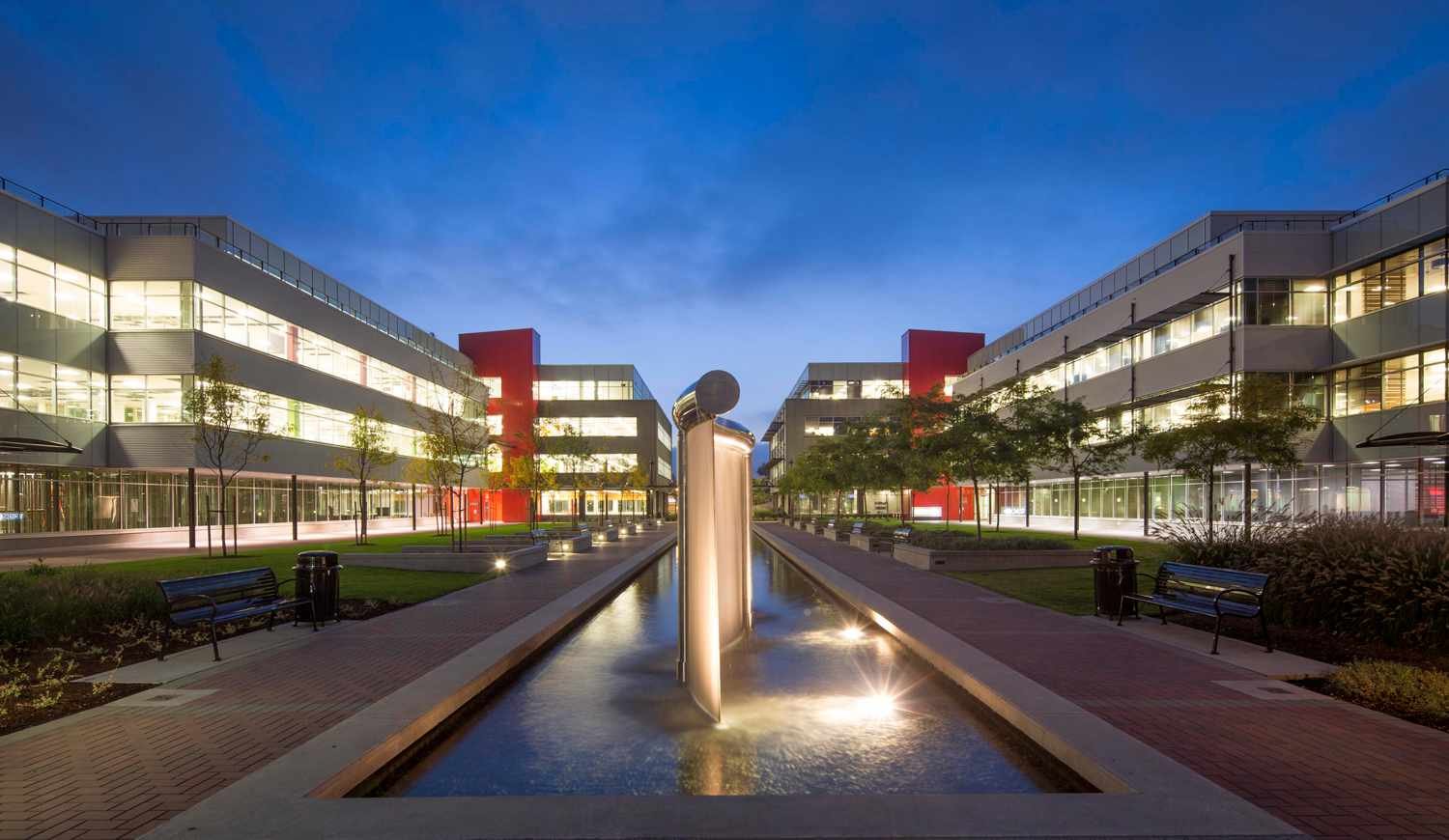 Broadway Tech Centre — FORMOSIS