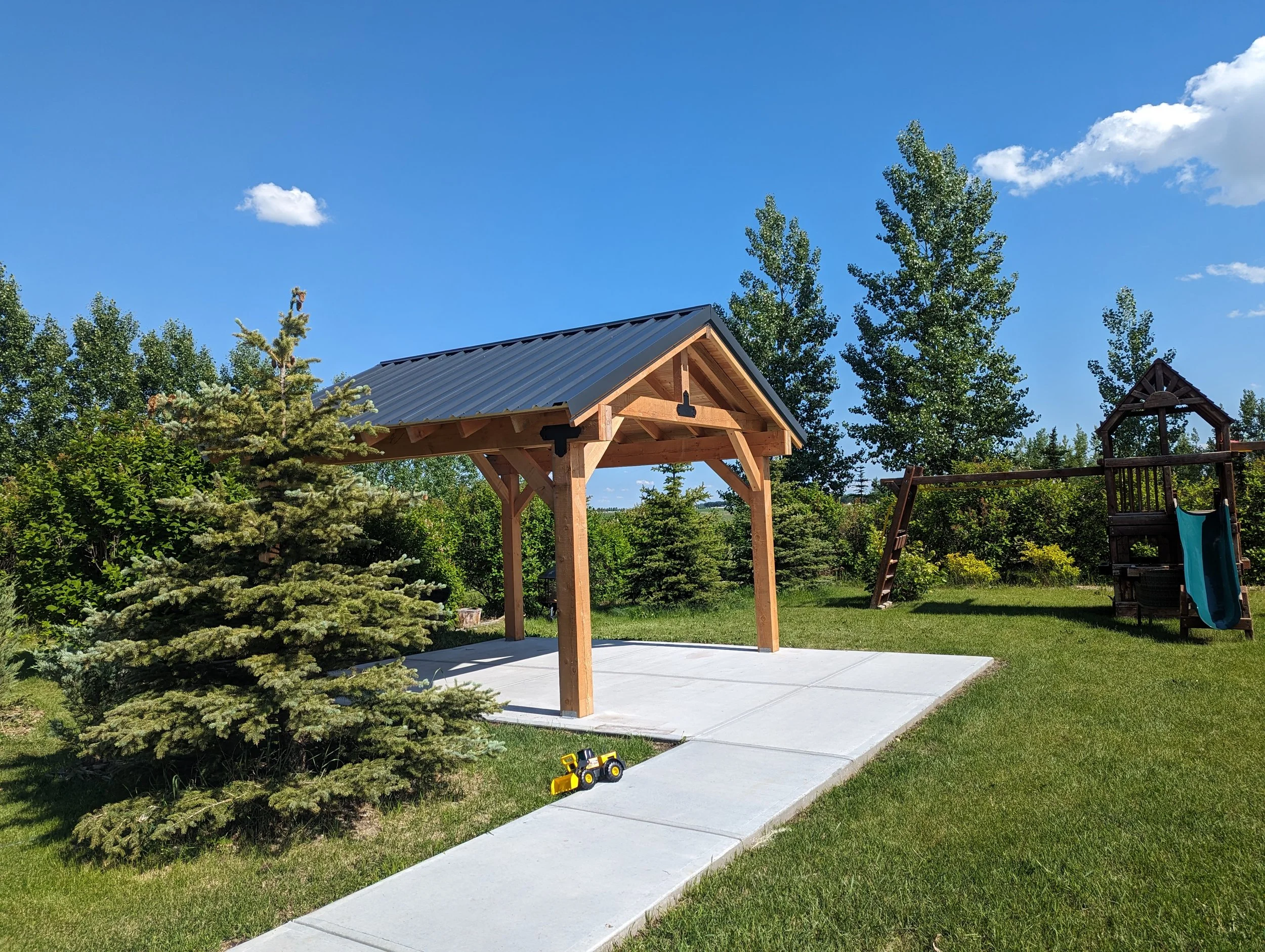 Custom Outdoor Structures | Patios, Decks, Pergolas & More