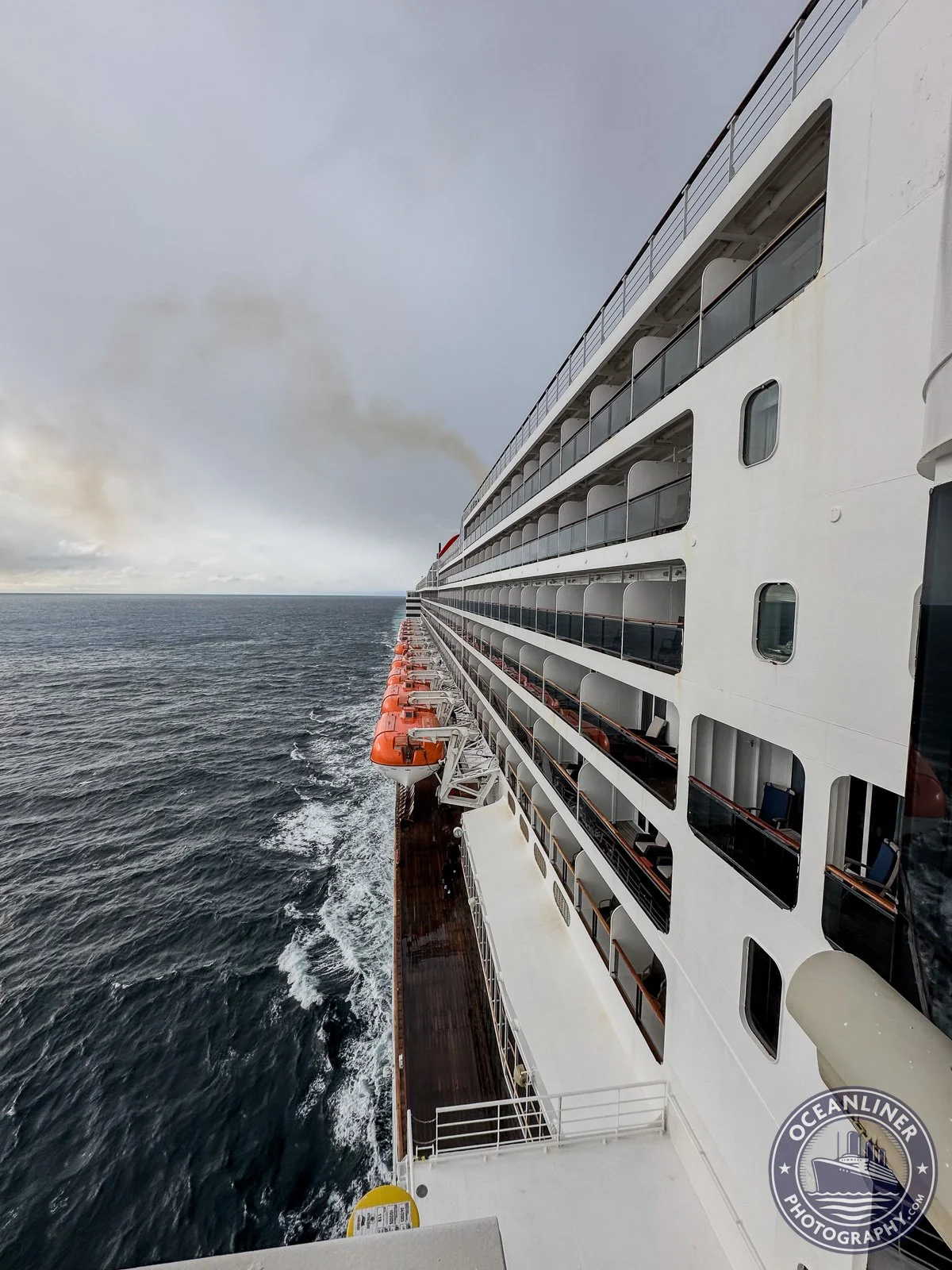 QUEEN MARY 2 - Cunard Line - December 2024 Transatlantic Eastbound ...