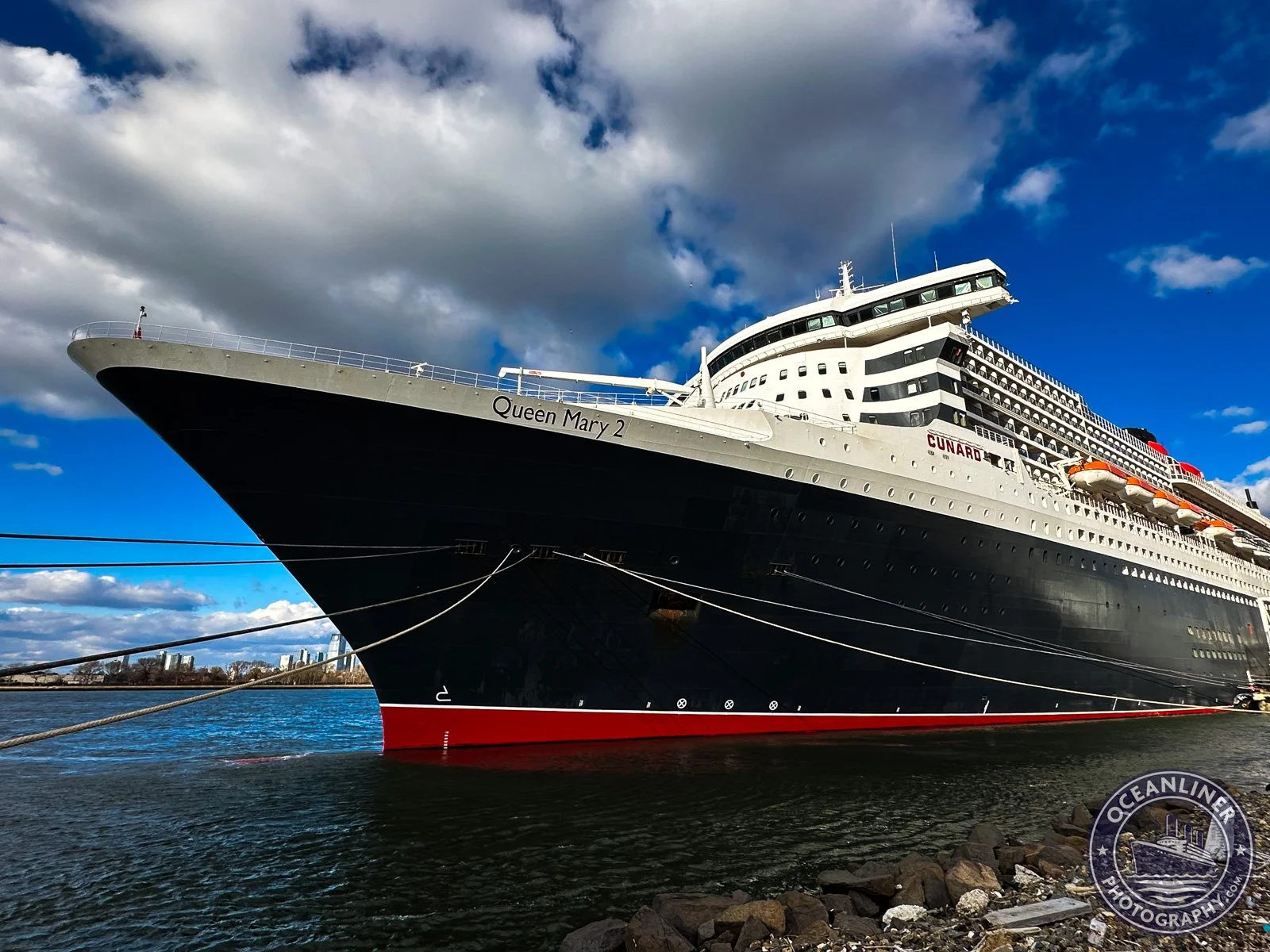 QUEEN MARY 2 - Cunard Line - December 2024 Transatlantic Eastbound ...