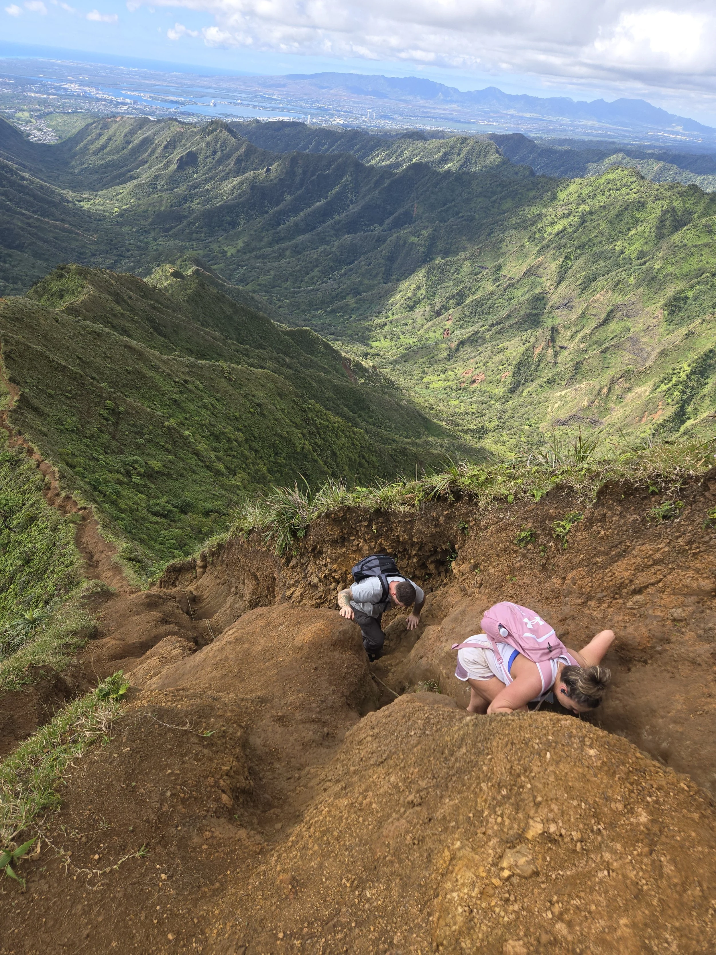 How to Hike Oahu’s Stairway to Heaven (Haiku Stairs) in 2025 — Oahu ...