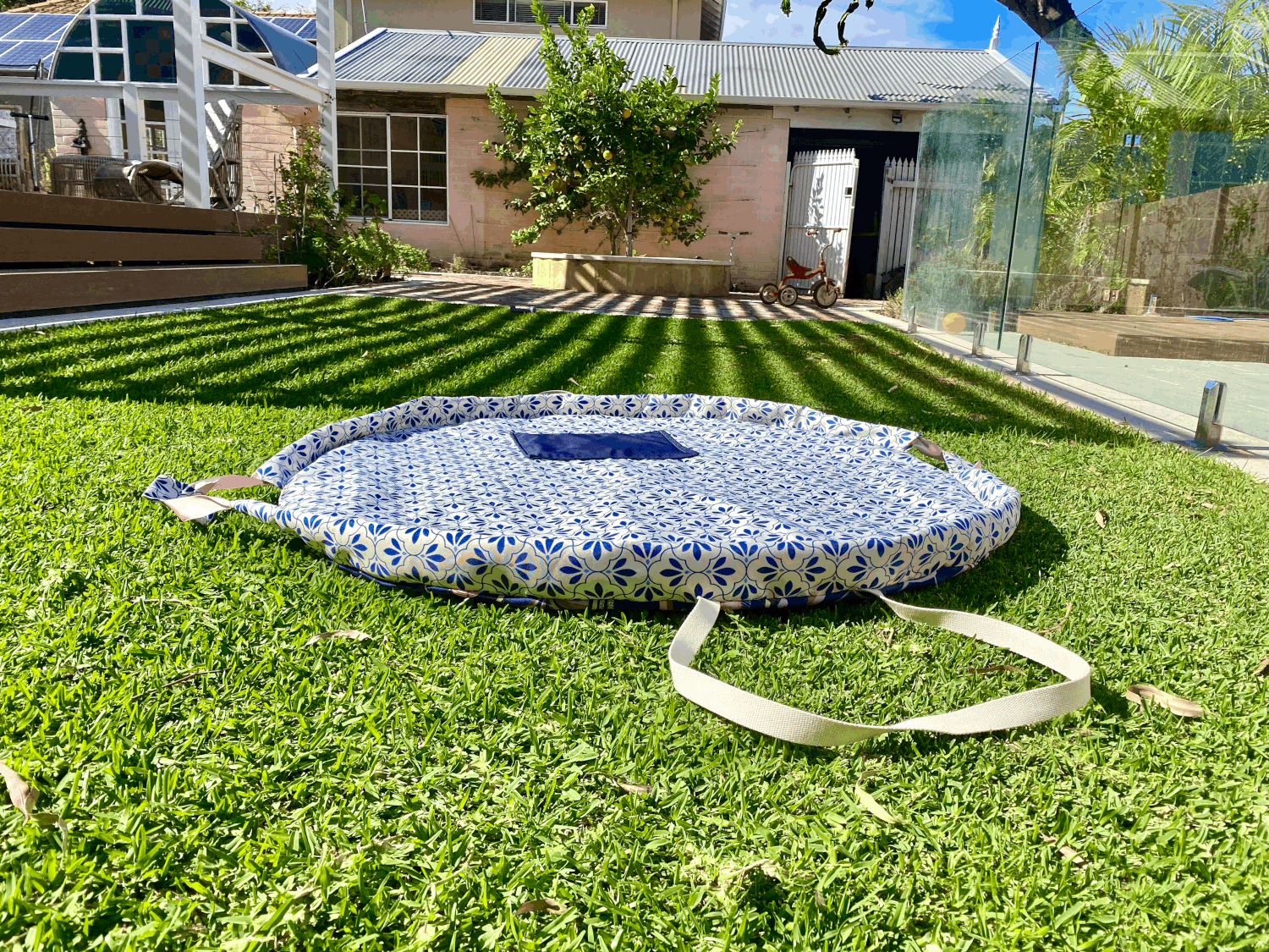 Picnic Pouch — Teddy Townsend