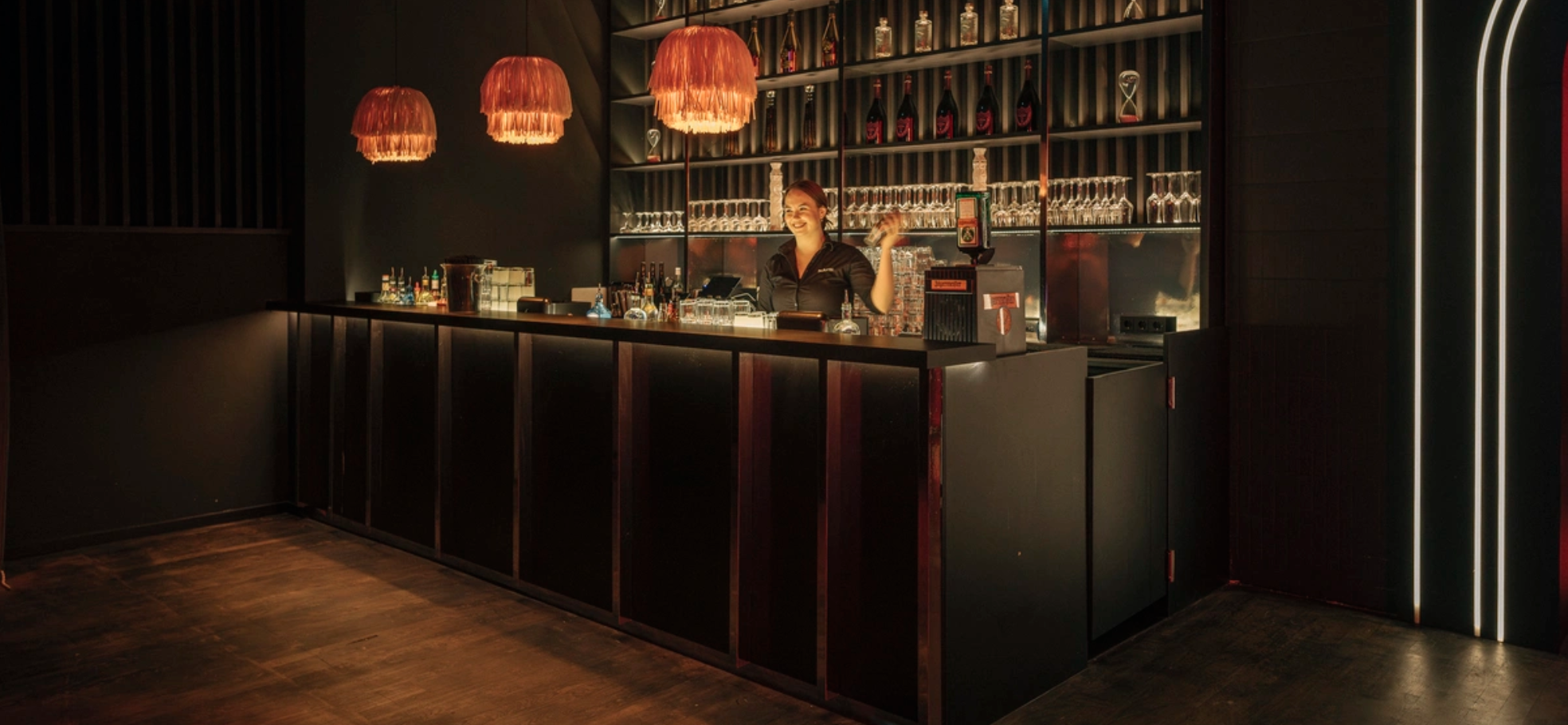 Bars & Clubs — Hannover Prestige