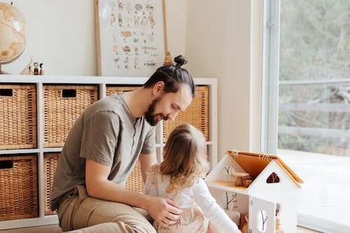 Special Time: The 5-Minute Method to Improving Child Behavior | Atlas ...