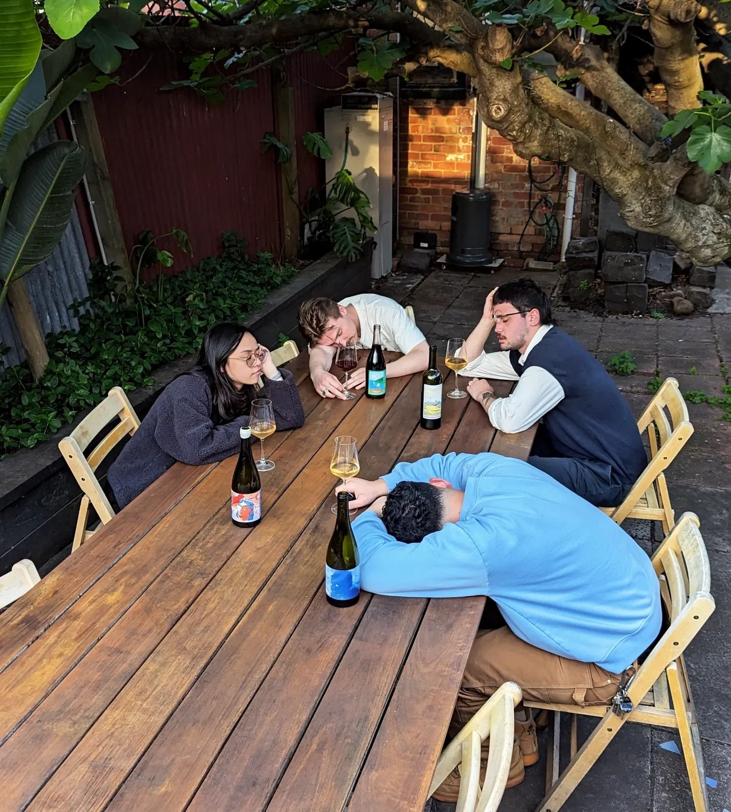 SLEEPYS CAFE & WINE BAR