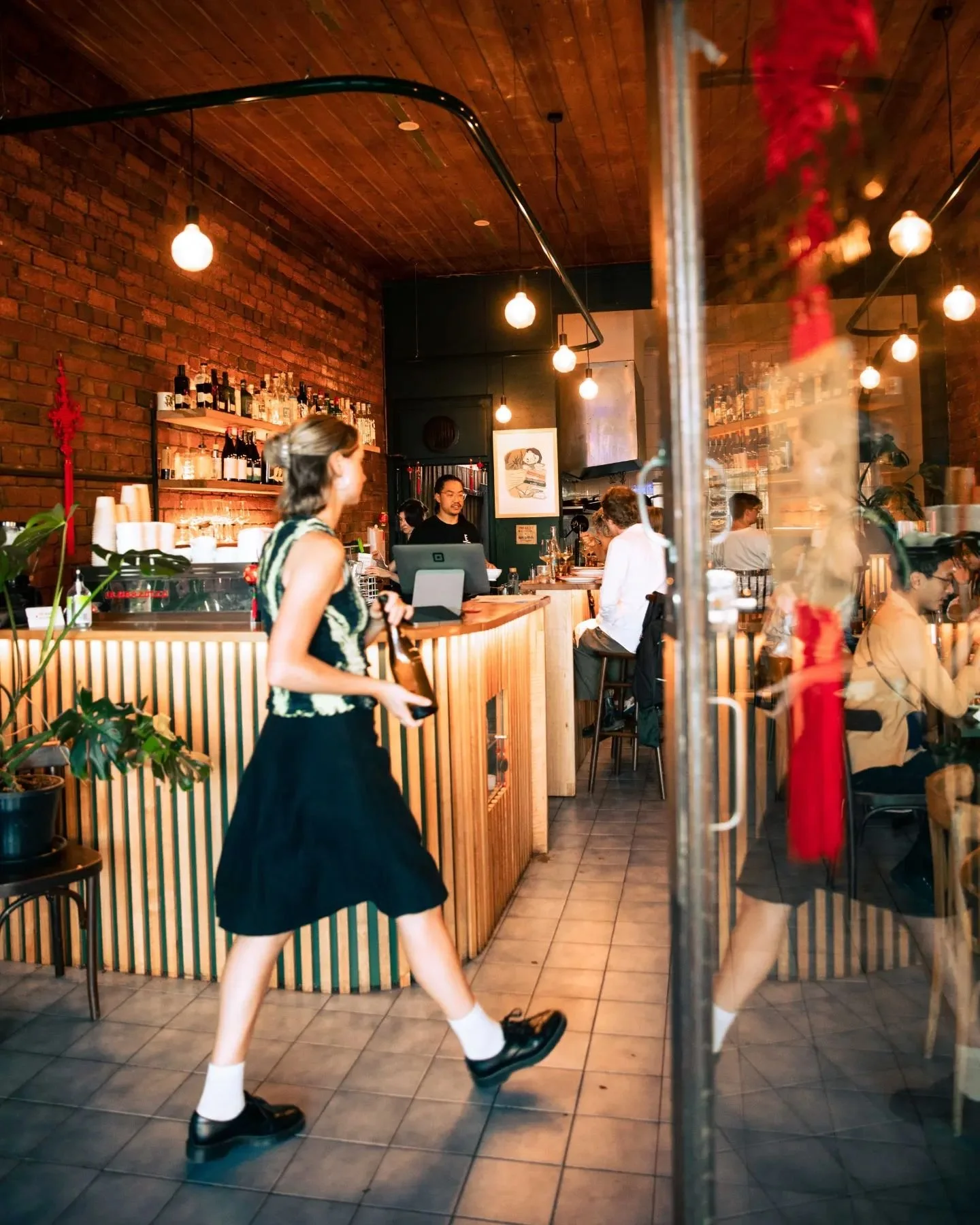 SLEEPYS CAFE & WINE BAR