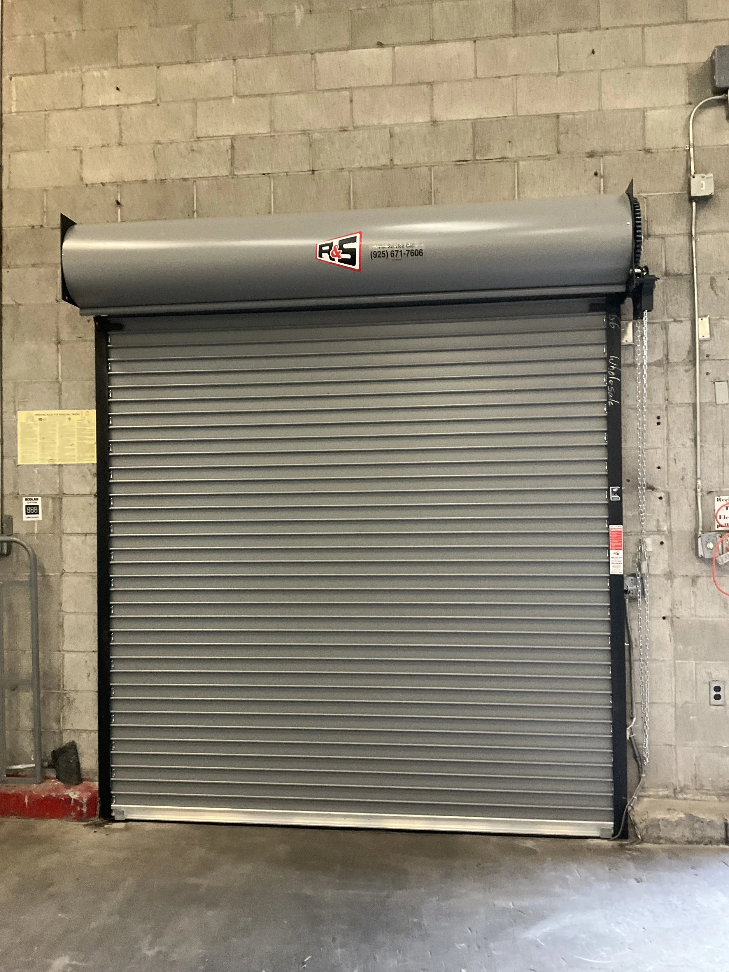 Commercial Overhead Doors | Concord, CA — R&S Concord