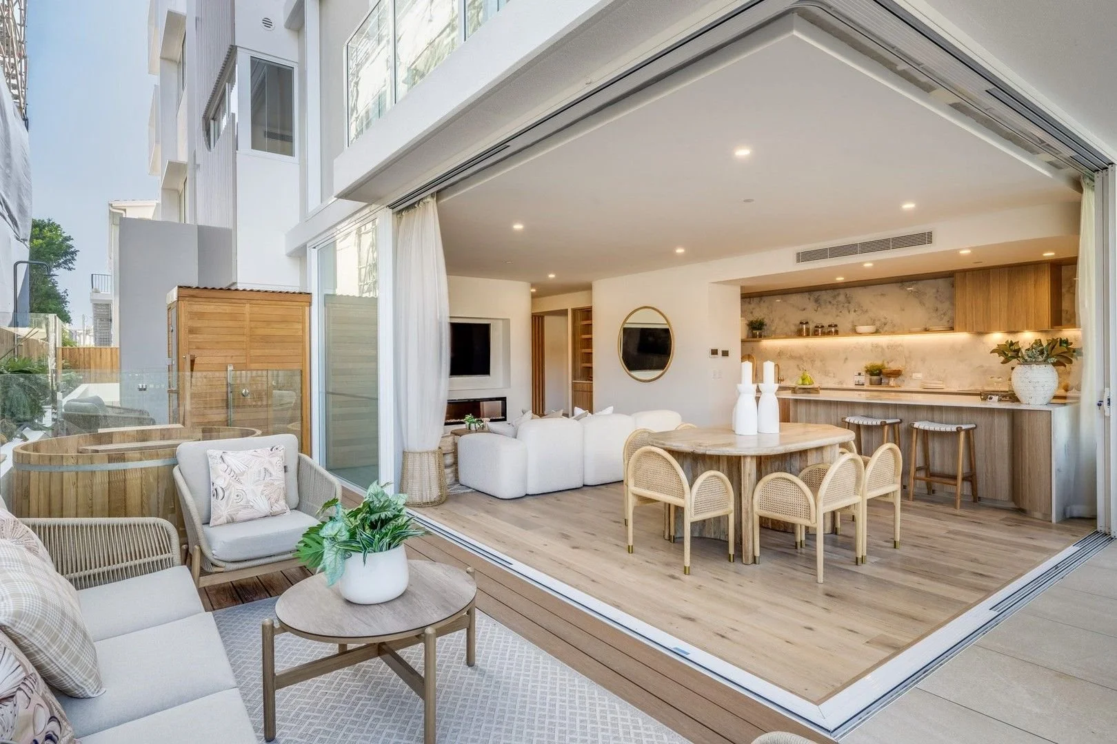 Services — PARADISE INTERIORS