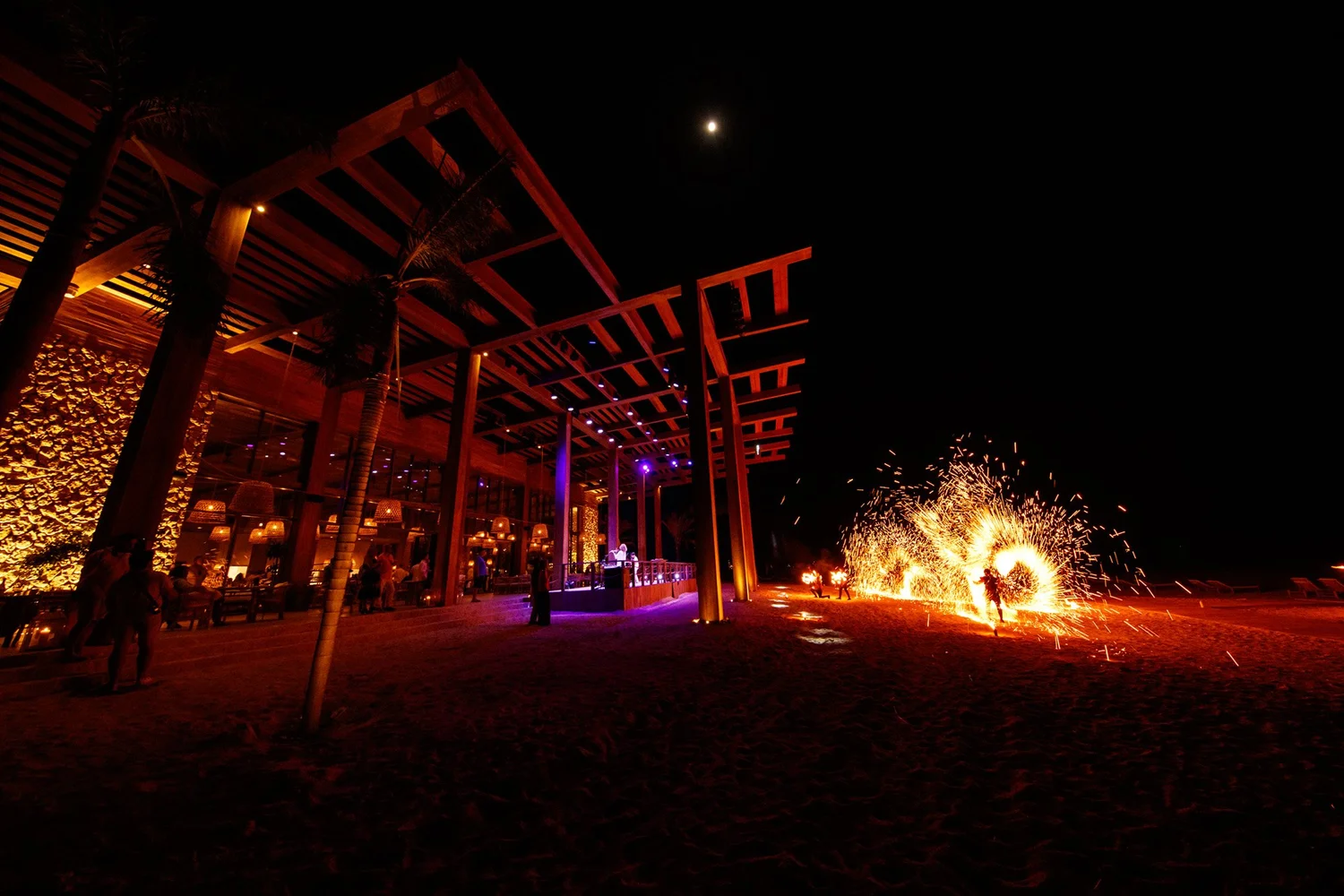 Architainment Lighting Design — Drawn to the Light