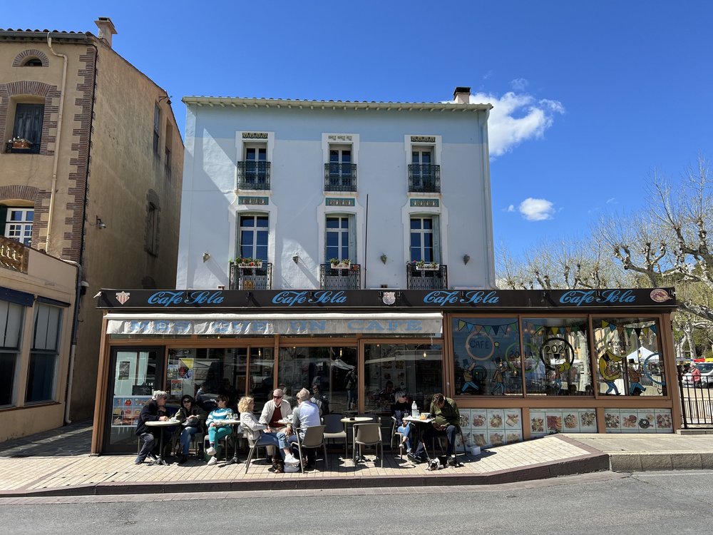 Café Sola Collioure Restaurant Avis — Collioure Locals Guide