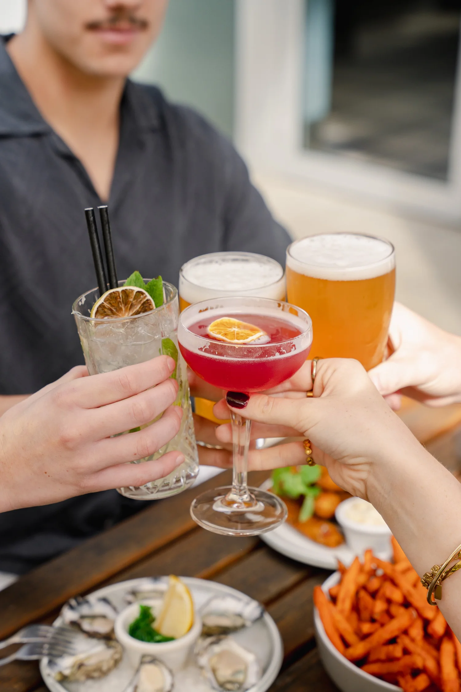 Sports Pub, Beer Garden & Night Club South Sydney | Pub Bistro The ...