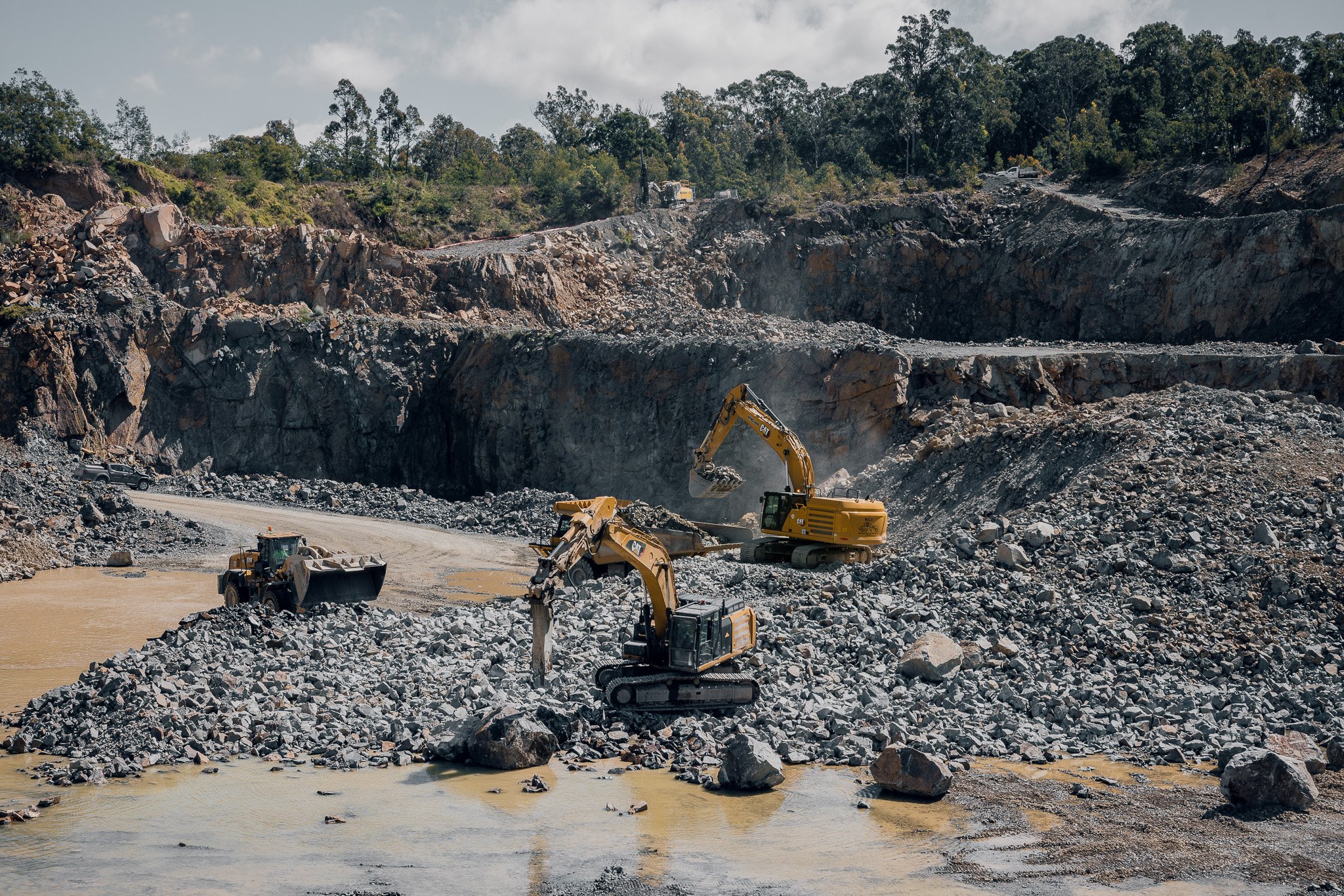 Quarries — Whelans Group | Earthmoving. Haulage. Quarries.