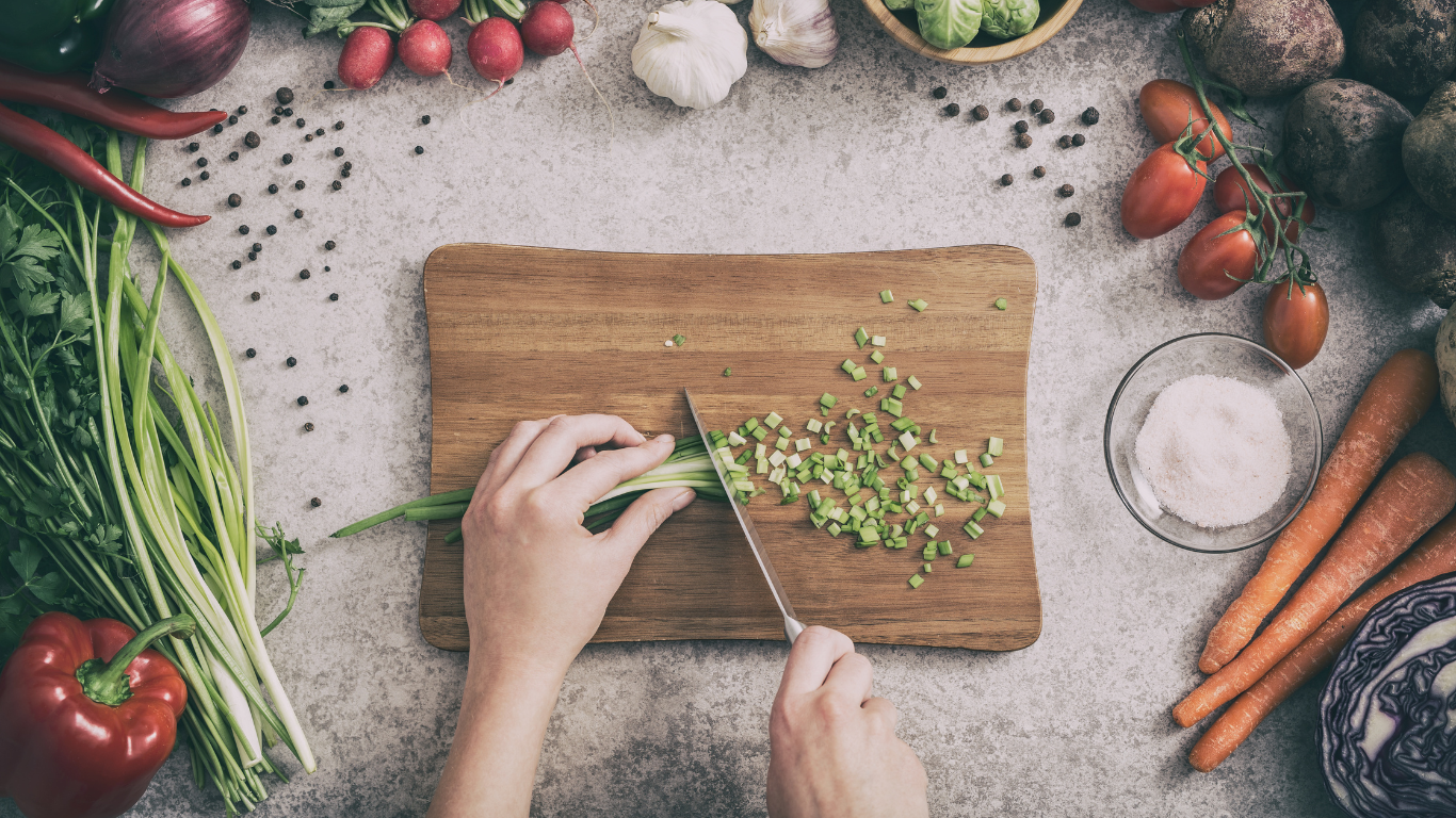 Chop It Like It’s Hot: 10 Slicing, Dicing, and Chopping Techniques — The True Bleu
