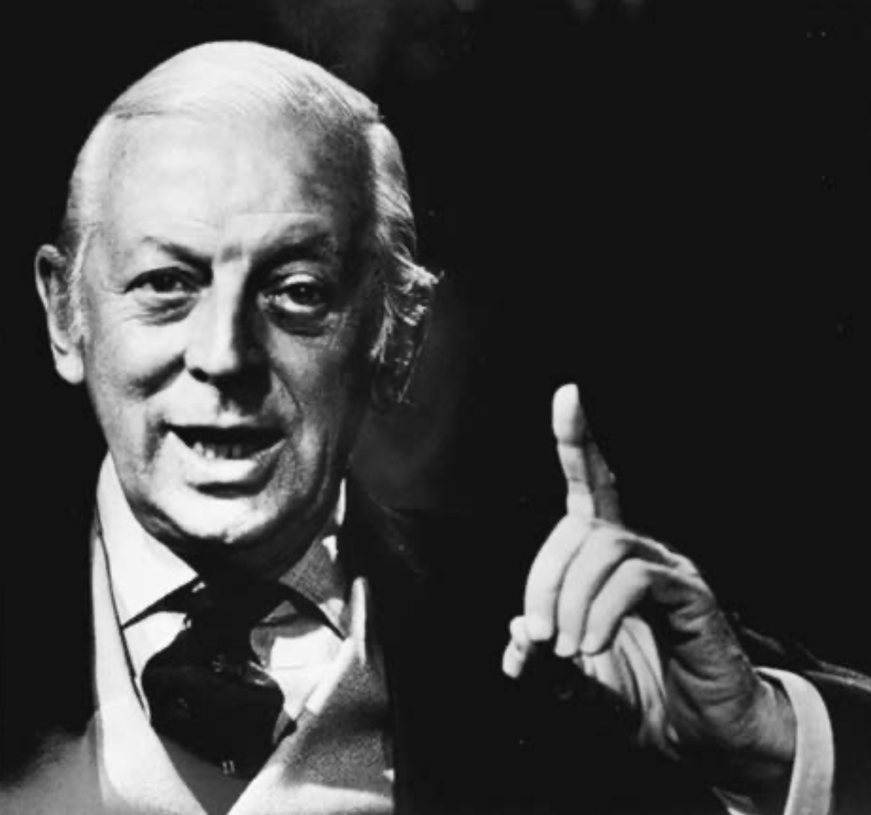 Cooke, Alistair — Encyclopedia of TV & Radio
