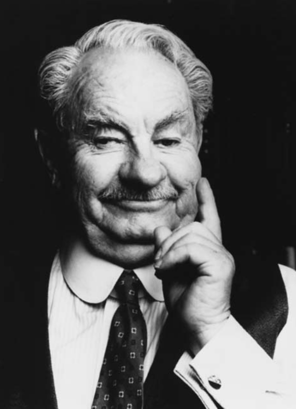 McKern, Leo — Encyclopedia of TV & Radio