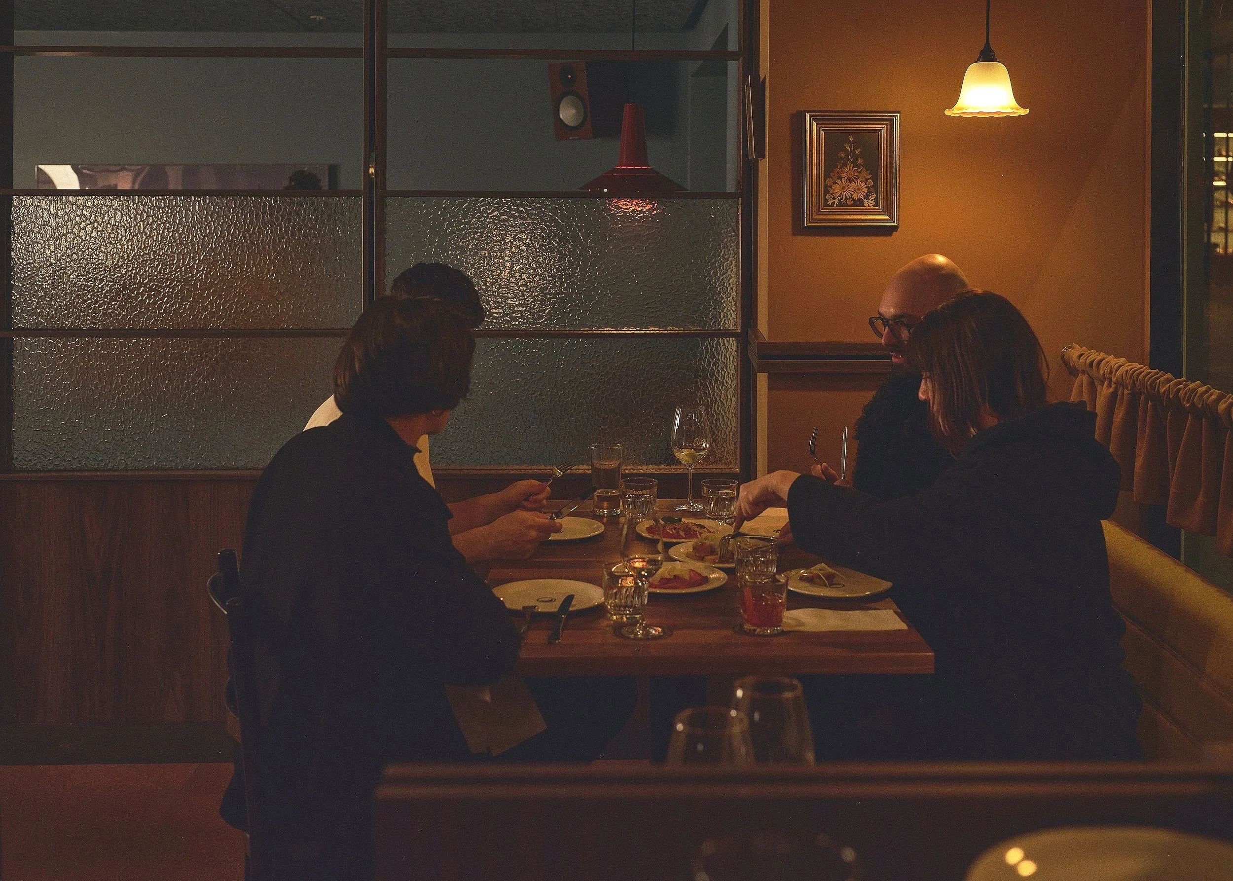 MAKE A BOOKING — Elio’s Place