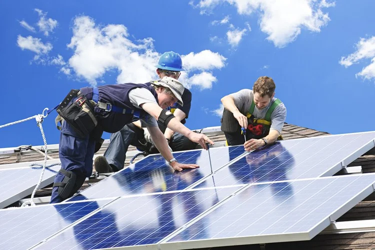 Solar Panel Installation: The Importance Of Using The Correct Fasteners ...