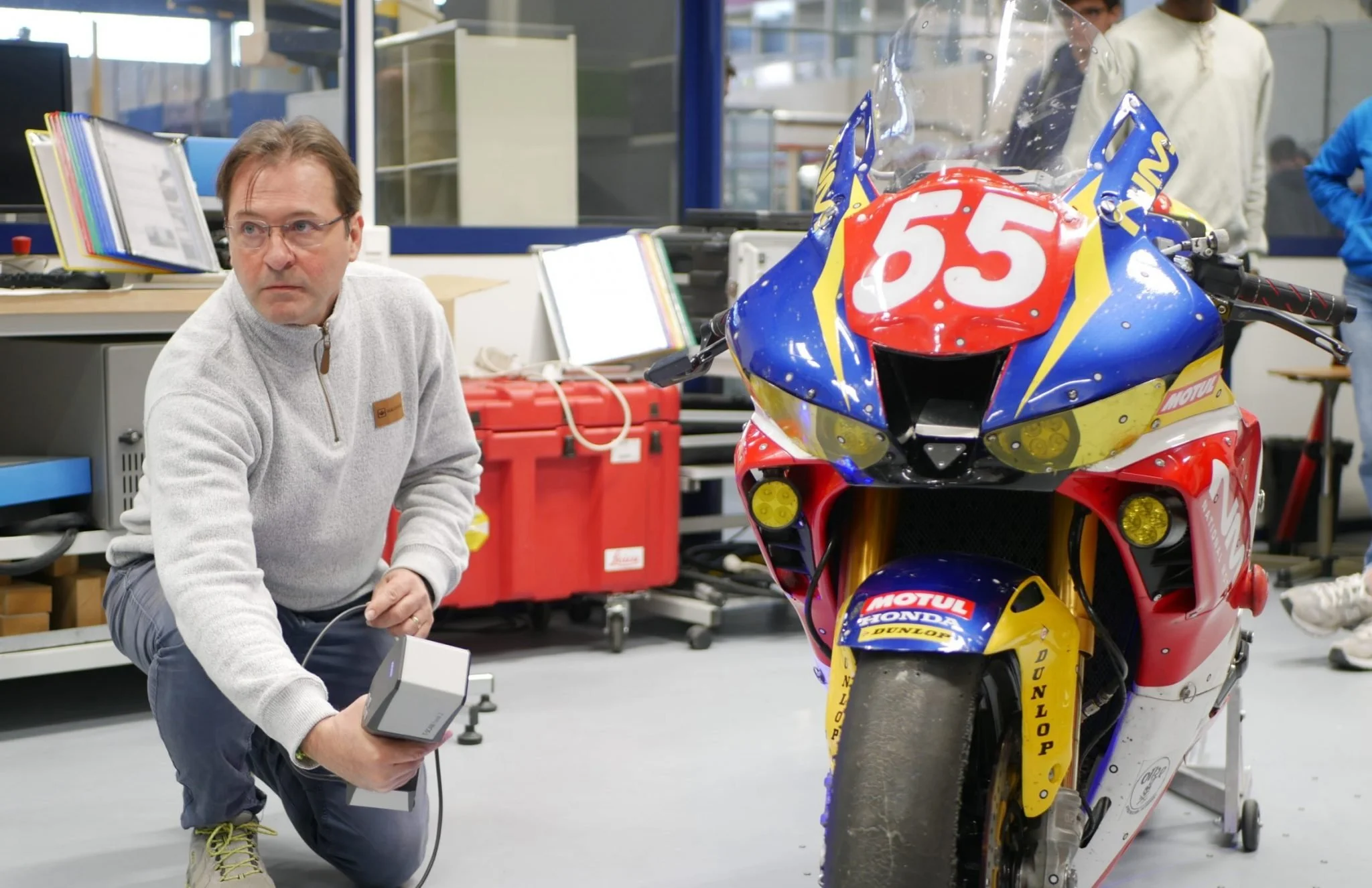 Hand-held 3D Scanning for Electric Motorcycle Prototyping | ZEISS T ...
