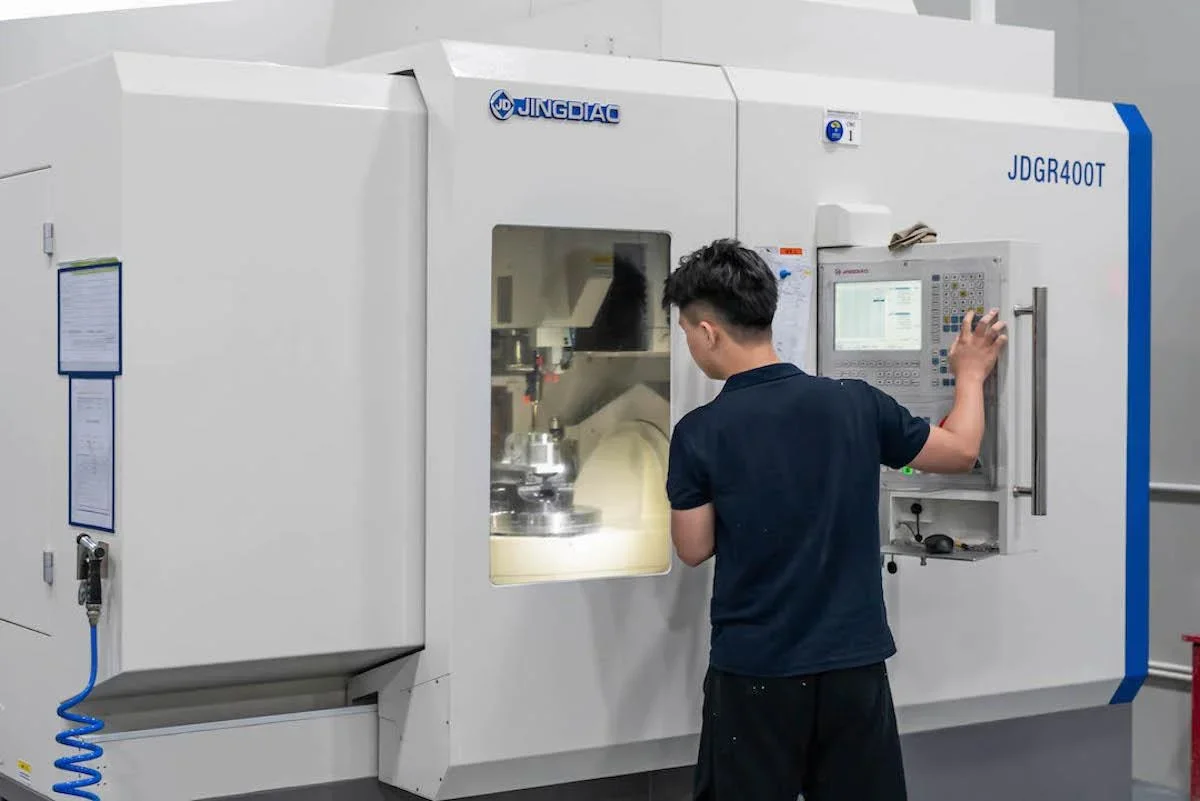 Digital Twins in Aluminum Fabrication for Smart Factories — CMM QUARTERLY