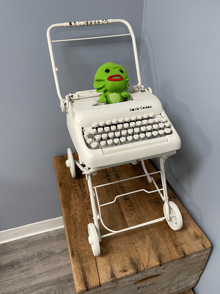 Typewriter Showroom — New England Typewriter