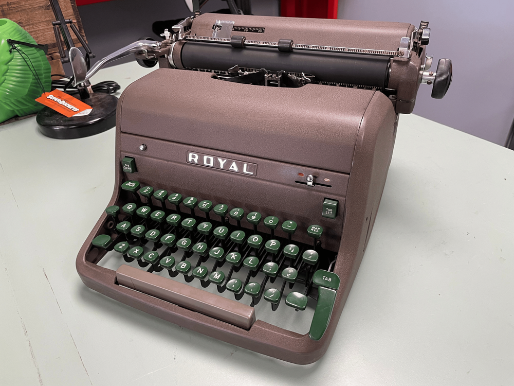 Standard Manual Typewriters — New England Typewriter