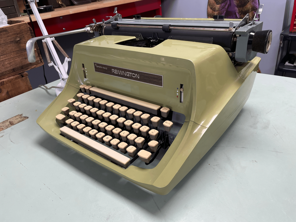 Standard Manual Typewriters — New England Typewriter