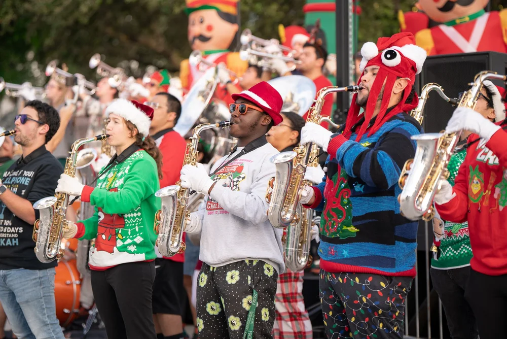 Holiday Parade — Junior Orange Bowl