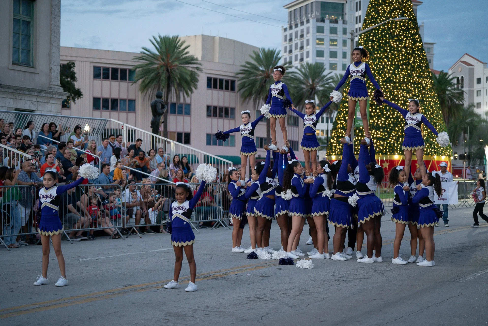Holiday Parade — Junior Orange Bowl
