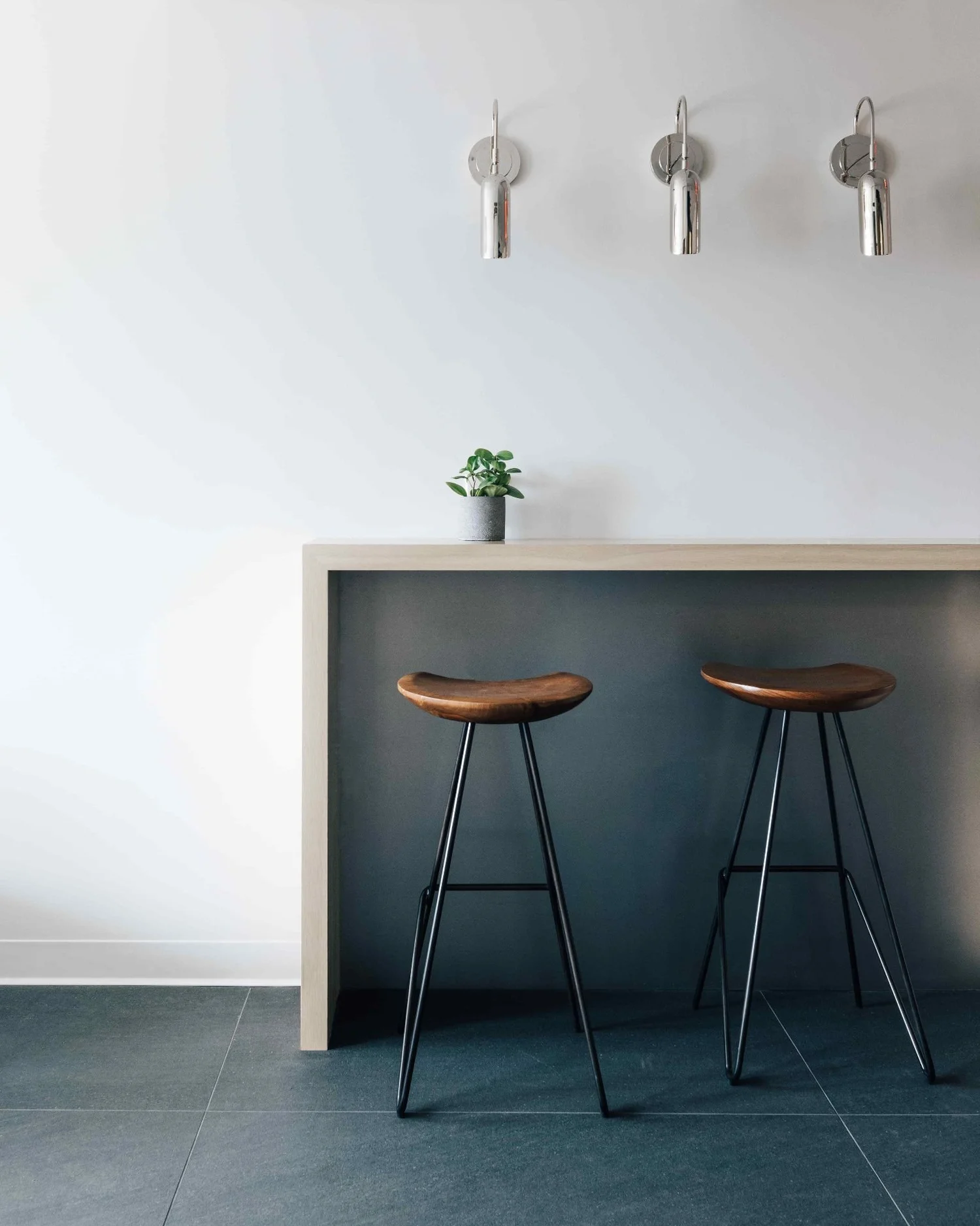 Los Angeles Jewel Box | Contemporary Commercial Design by LVKA Design ...
