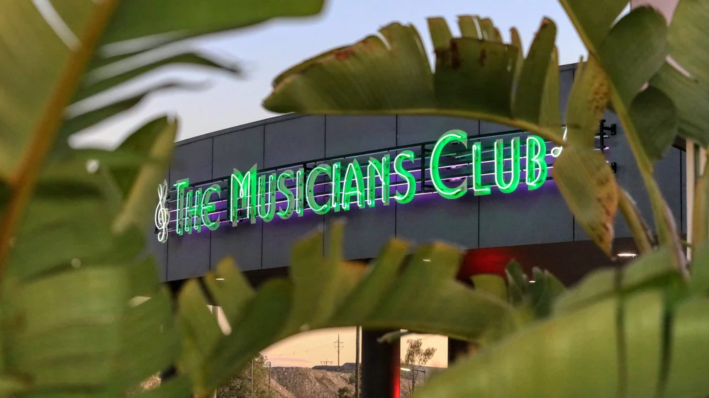 MUSICIANS CLUB