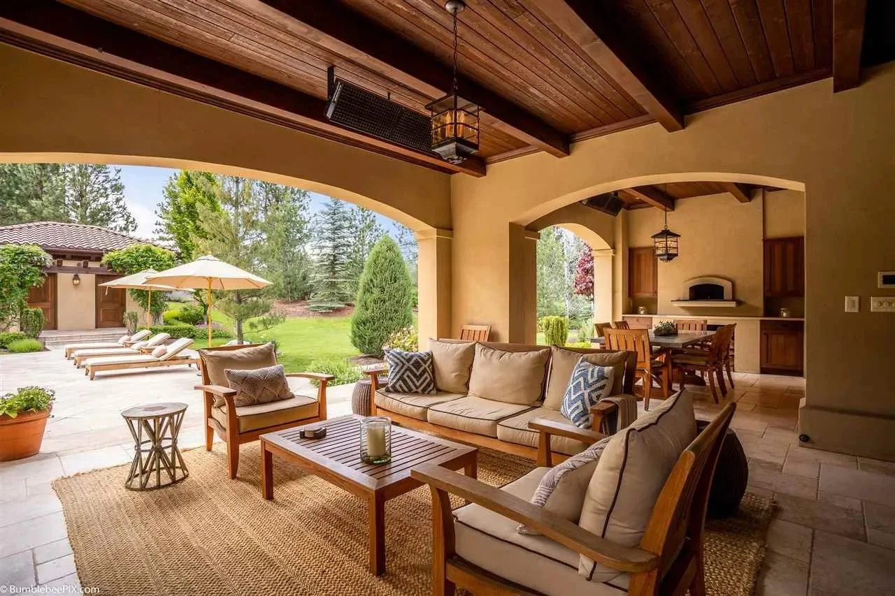 About — Lisa Sid.Design