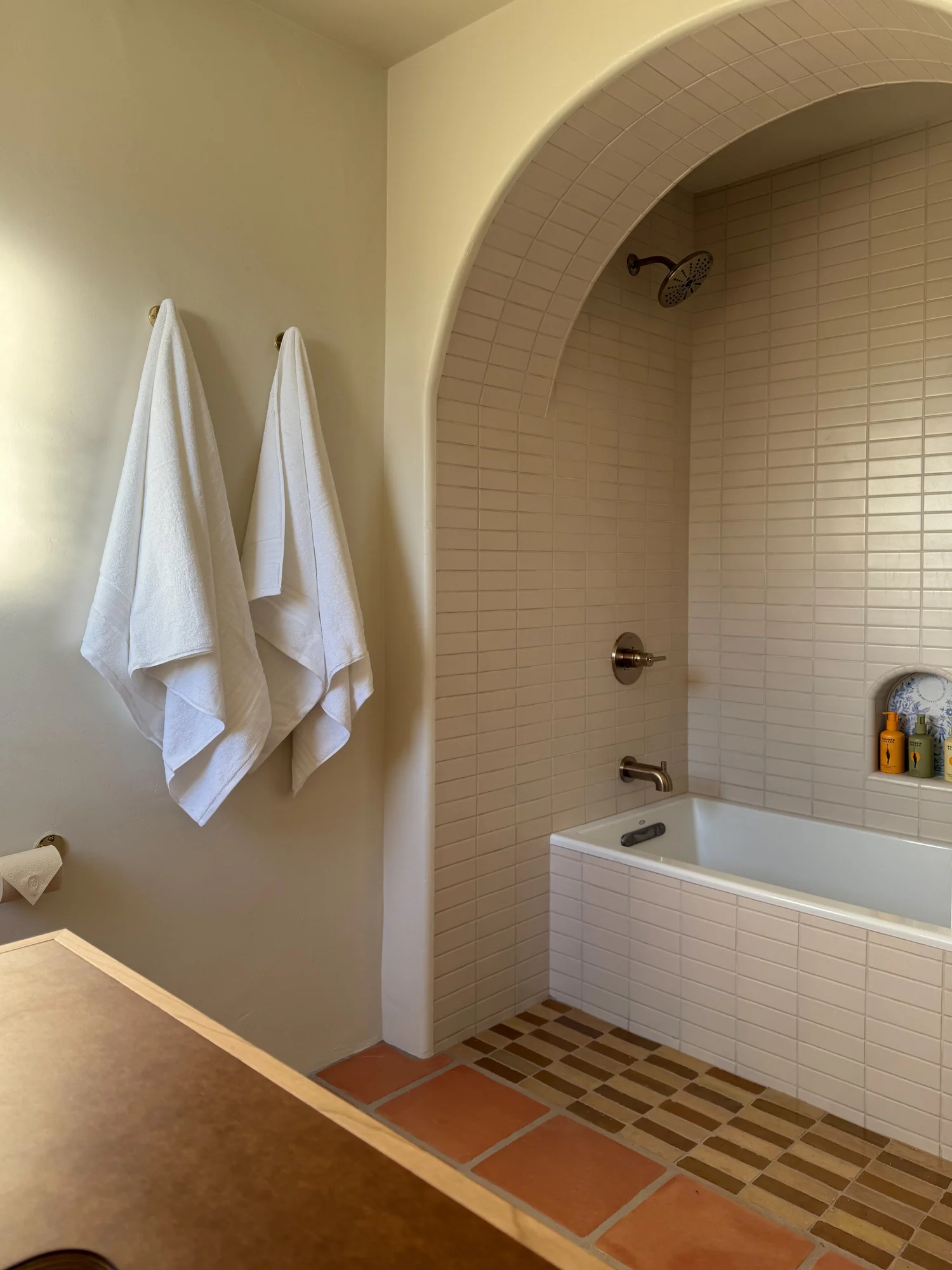 Stay at Hotel Wren – Boutique Accommodations Near Joshua Tree — HOTEL ...