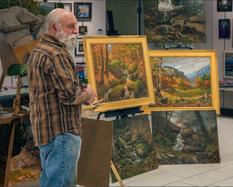 Lakes Region Art Gallery