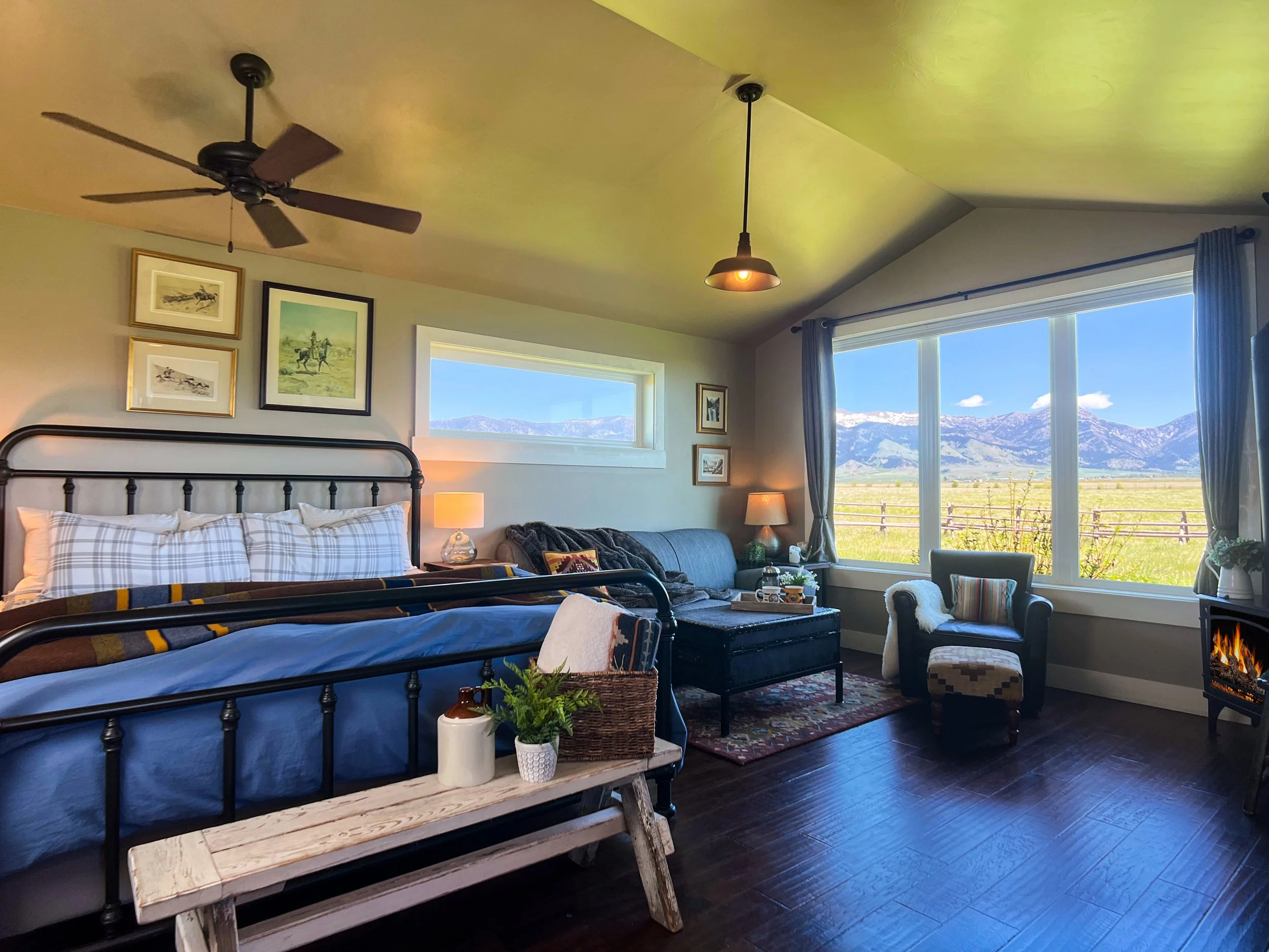 Cozy Montana Cabins with Mountain Views — Ross Creek Cabins