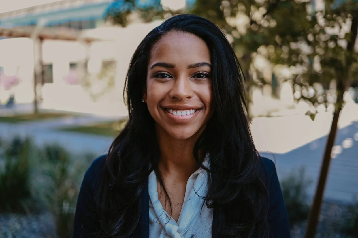 About — Reina Patocs