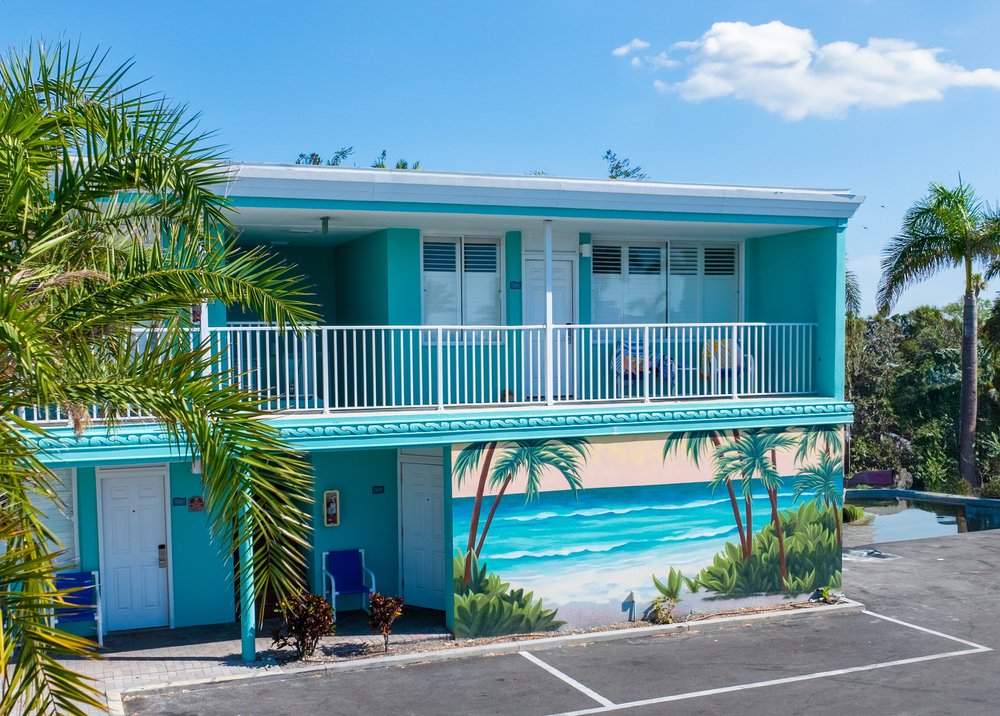 Thunderbird Beach Resort Gallery | Treasure Island — Thunderbird Beach ...