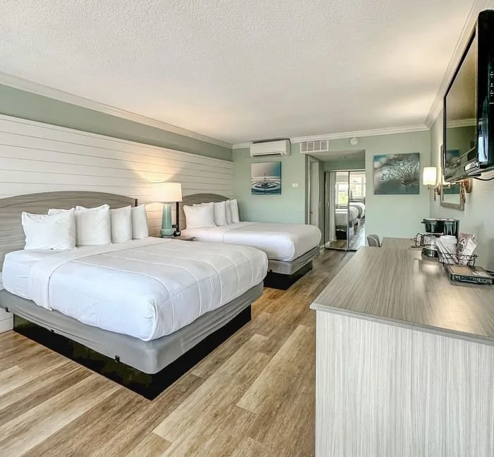 Thunderbird Beach Resort | Treasure Island FL
