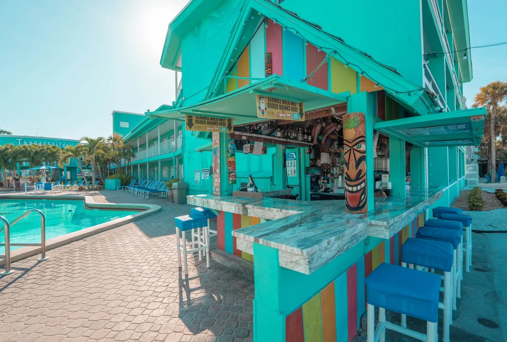 About Thunderbird Beach Resort | Treasure Island, Fl — Thunderbird ...