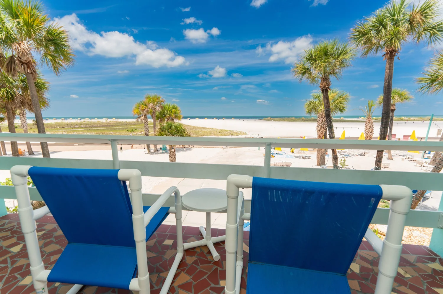 Accommodations | Thunderbird Beach Resort | Treasure Island Fl ...