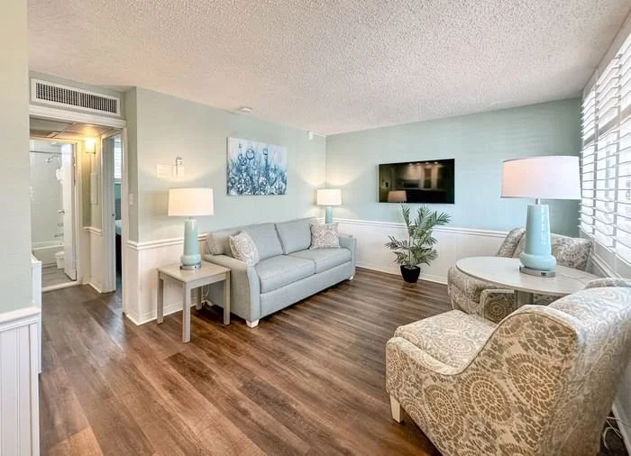 Thunderbird Beach Resort | Treasure Island FL