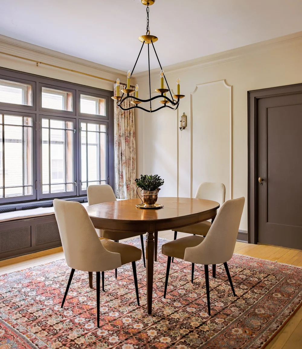 LOGAN SQUARE HISTORIC CONDO — Jo Lyle & Co.